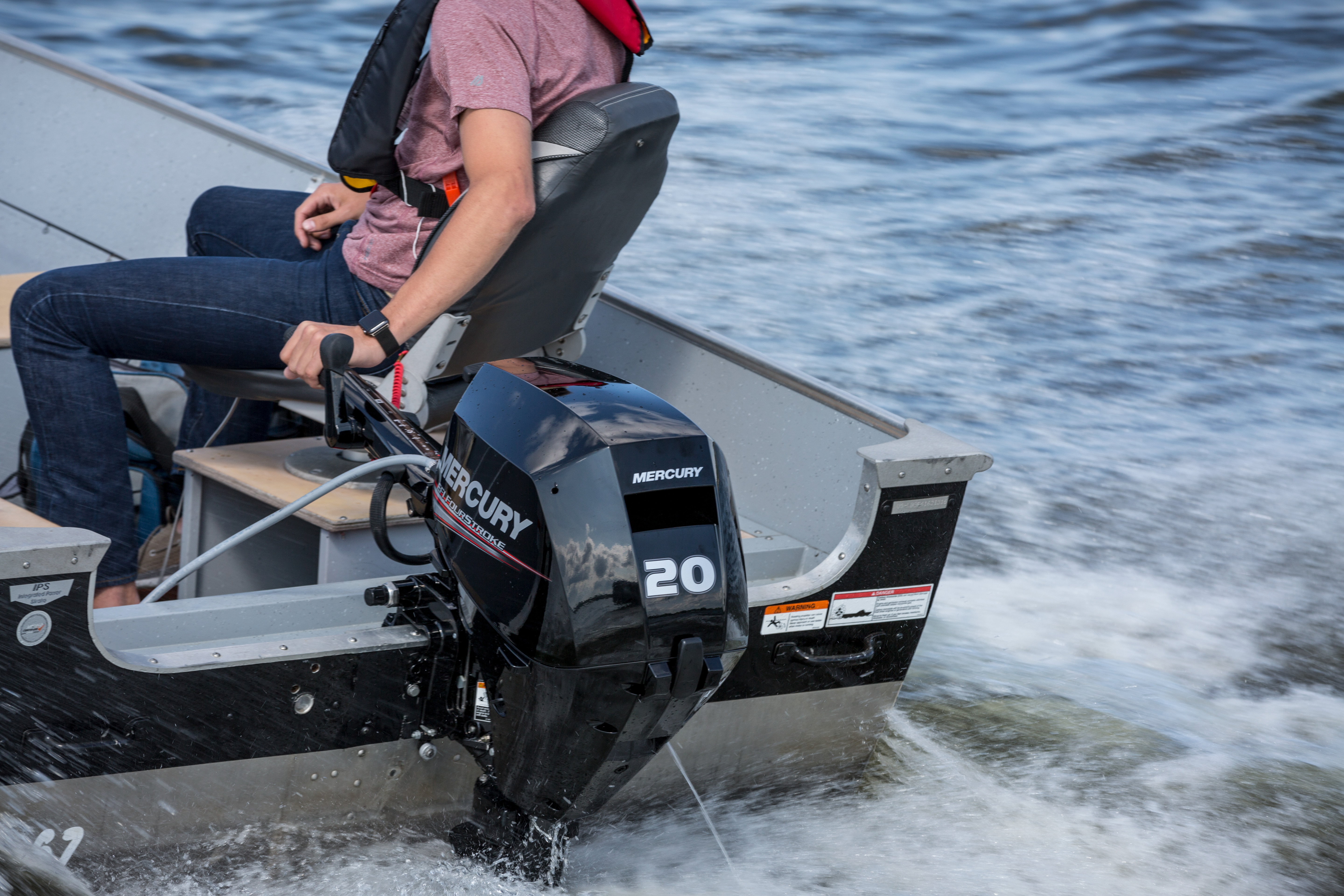 The Mercury 15/20hp EFI FourStroke outboards with the world’s first ...